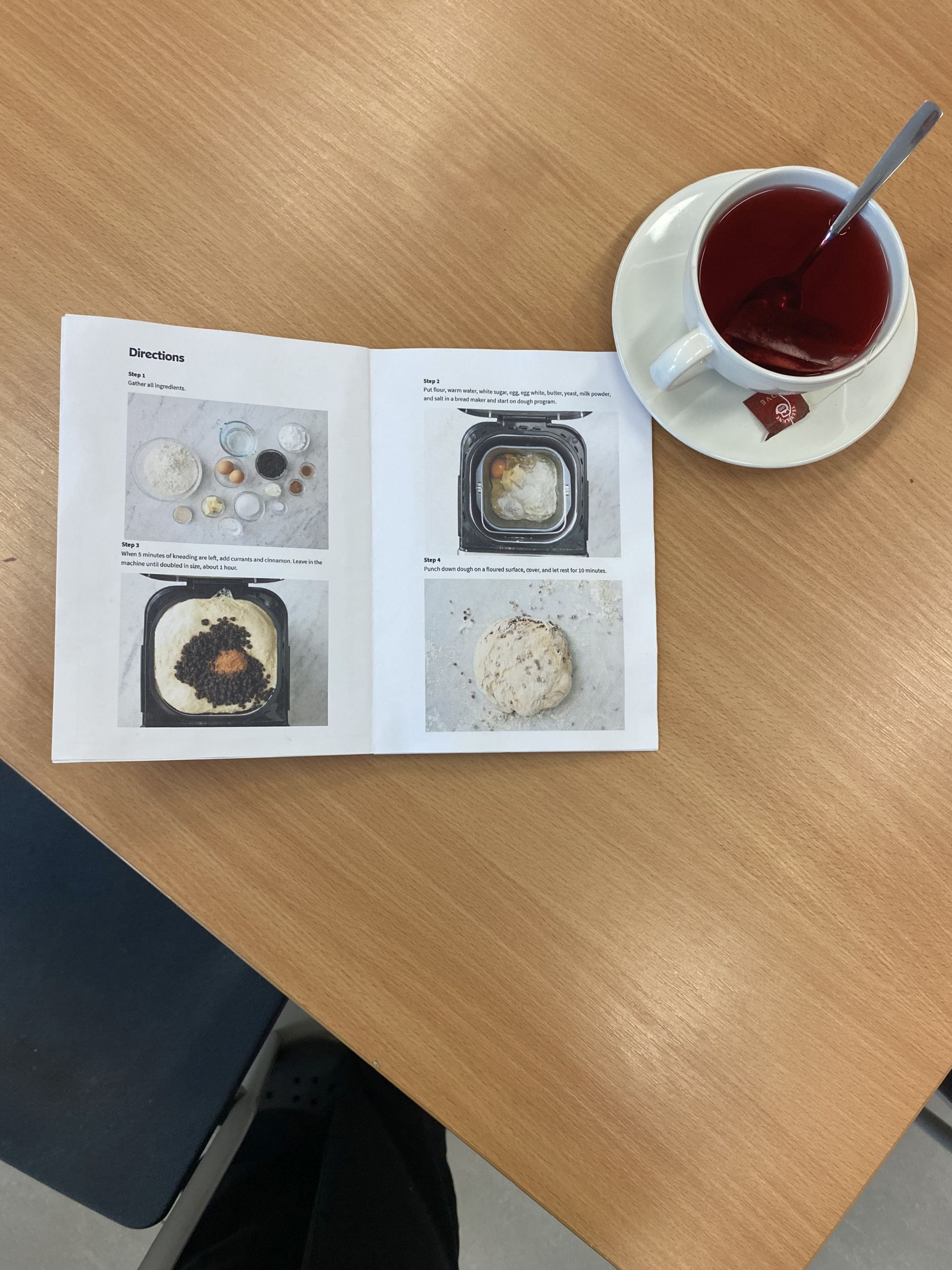 Pečení Hot Cross Buns s deváťáky - angličtina trochu jinak | ZŠ a MŠ ...